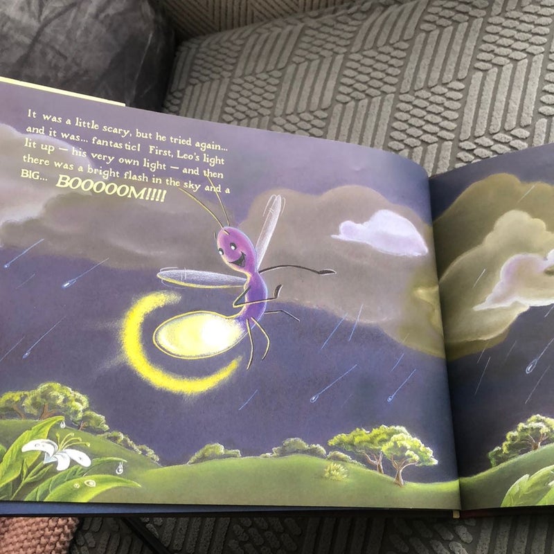 Leo the Lightning Bug by Eric Drachman, Hardcover | Pangobooks