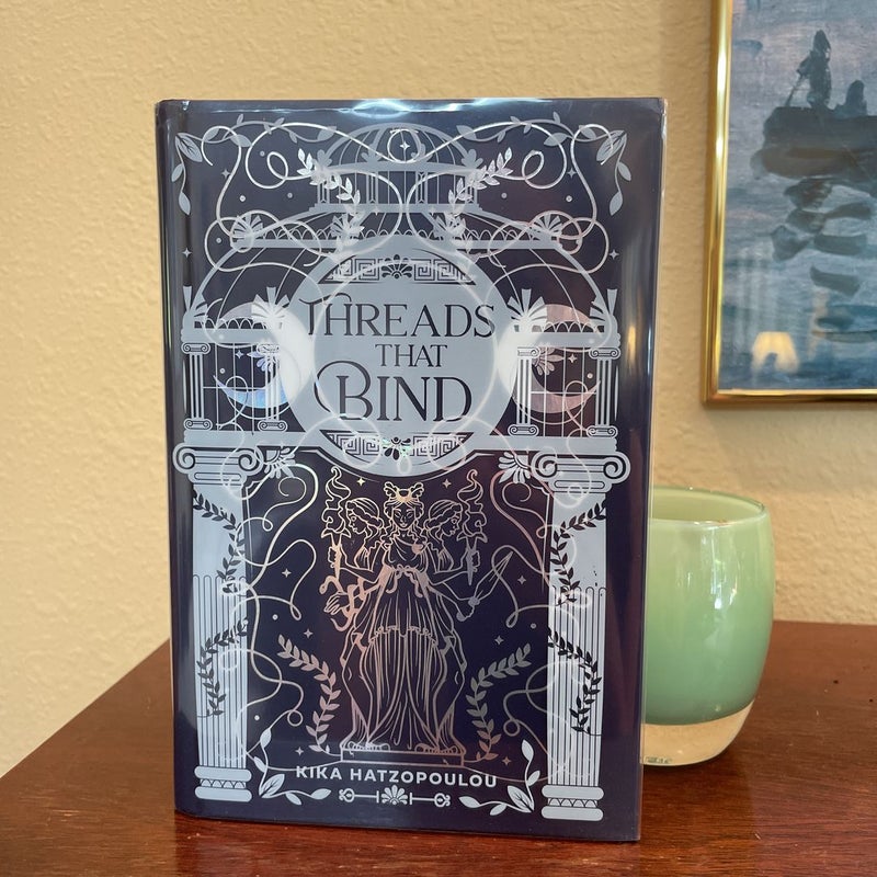 Threads That Bind by Kika Hatzopoulou, Hardcover | Pangobooks