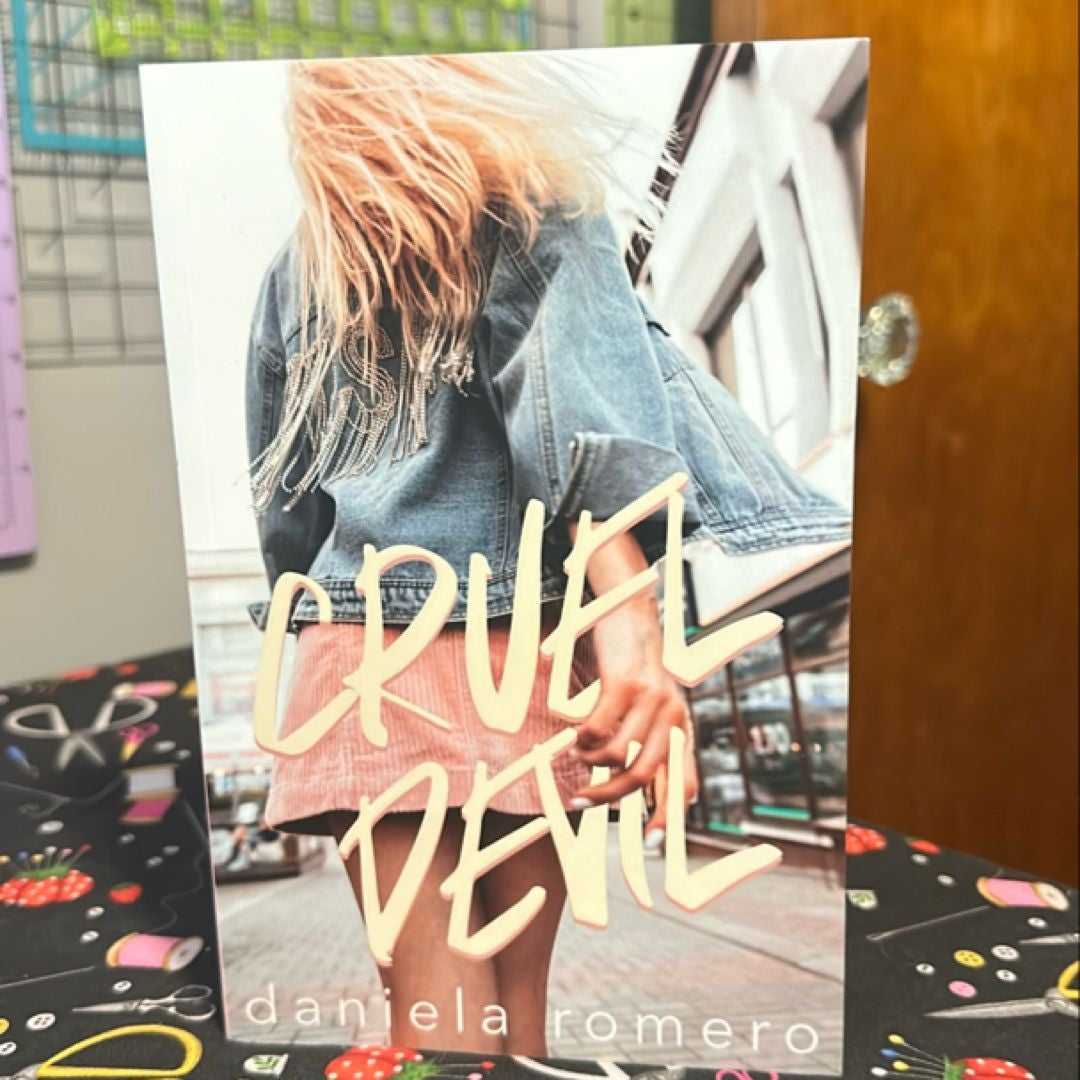Cruel Devil SIGNED by Daniela Romero, Paperback | Pangobooks