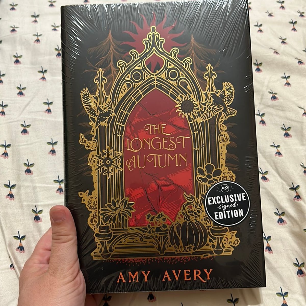 The Longest Autumn by Amy Avery, Hardcover | Pangobooks