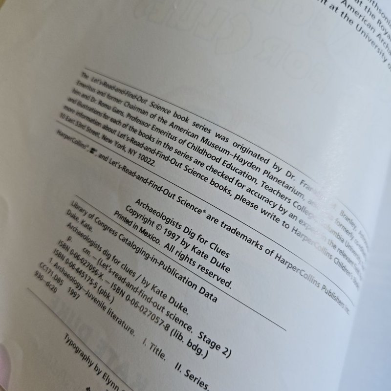 Archaeologists Dig for Clues by Kate Duke