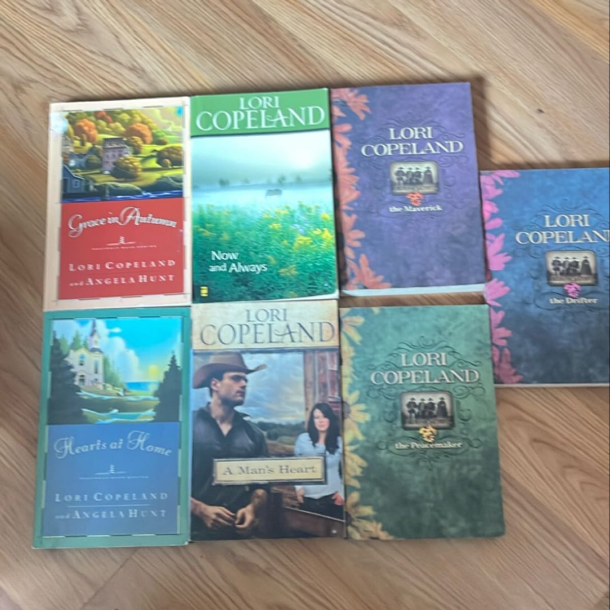 Lori Copeland book set by Lori Copeland , Paperback | Pangobooks