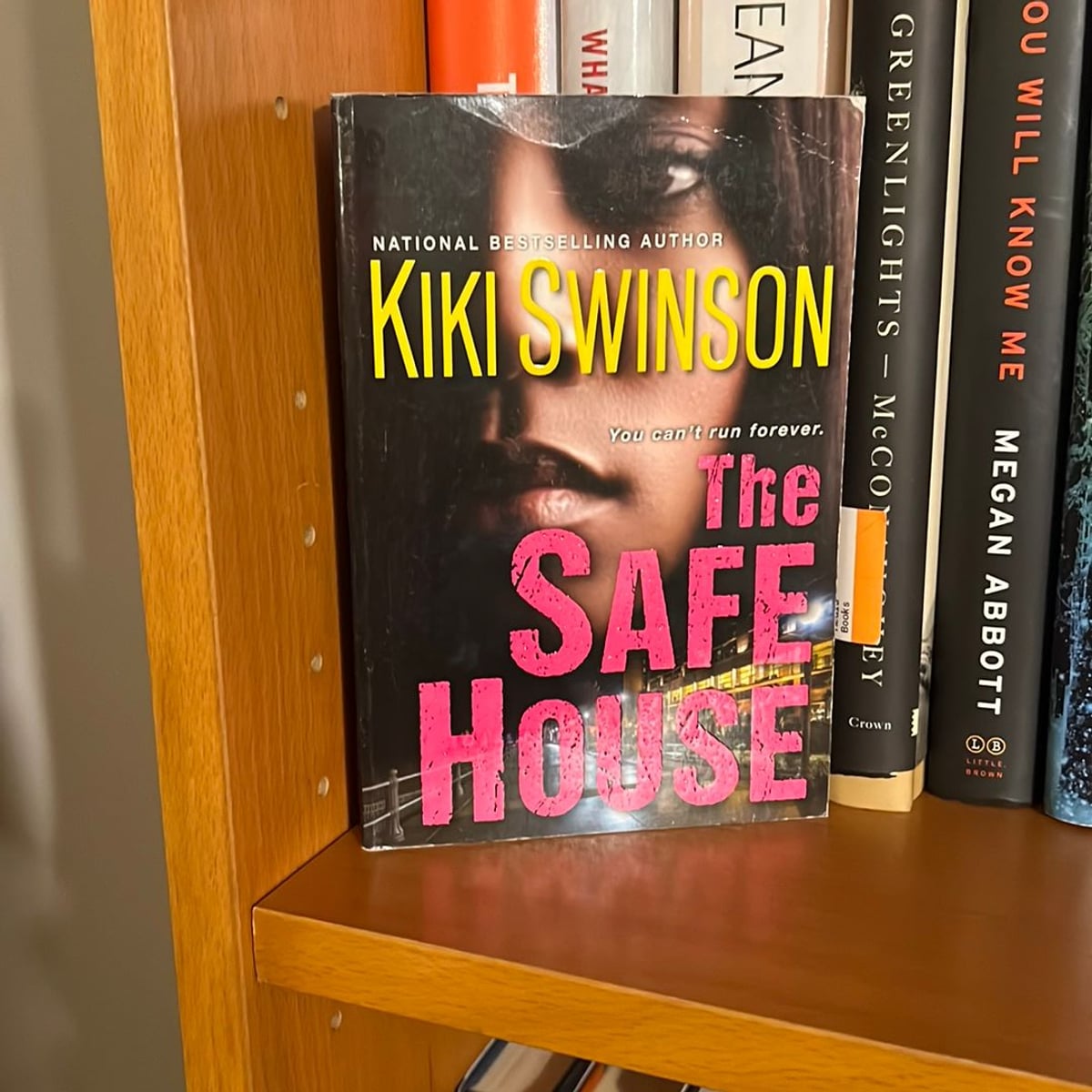The Safe House by Kiki Swinson, Paperback | Pangobooks