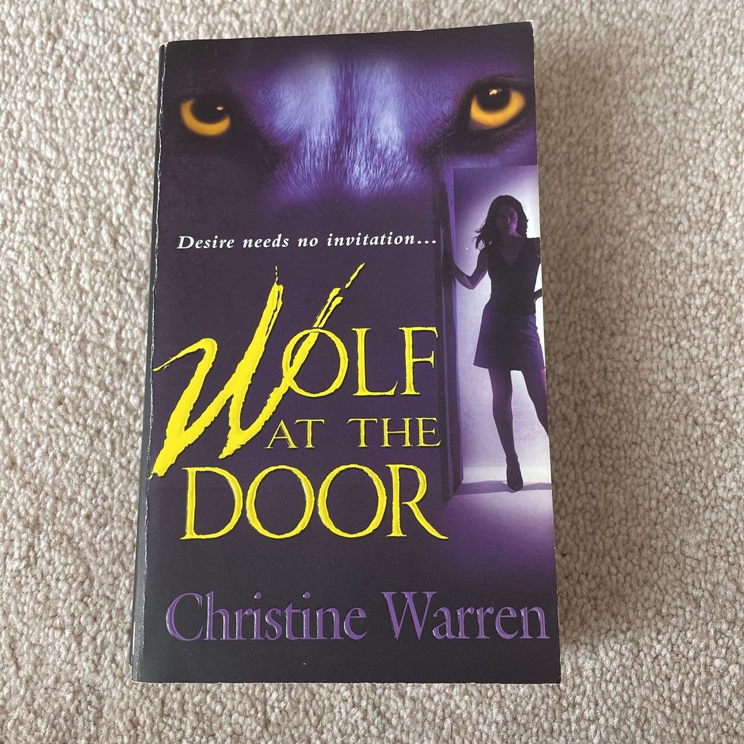 Wolf at the Door by Christine Warren, Paperback | Pangobooks