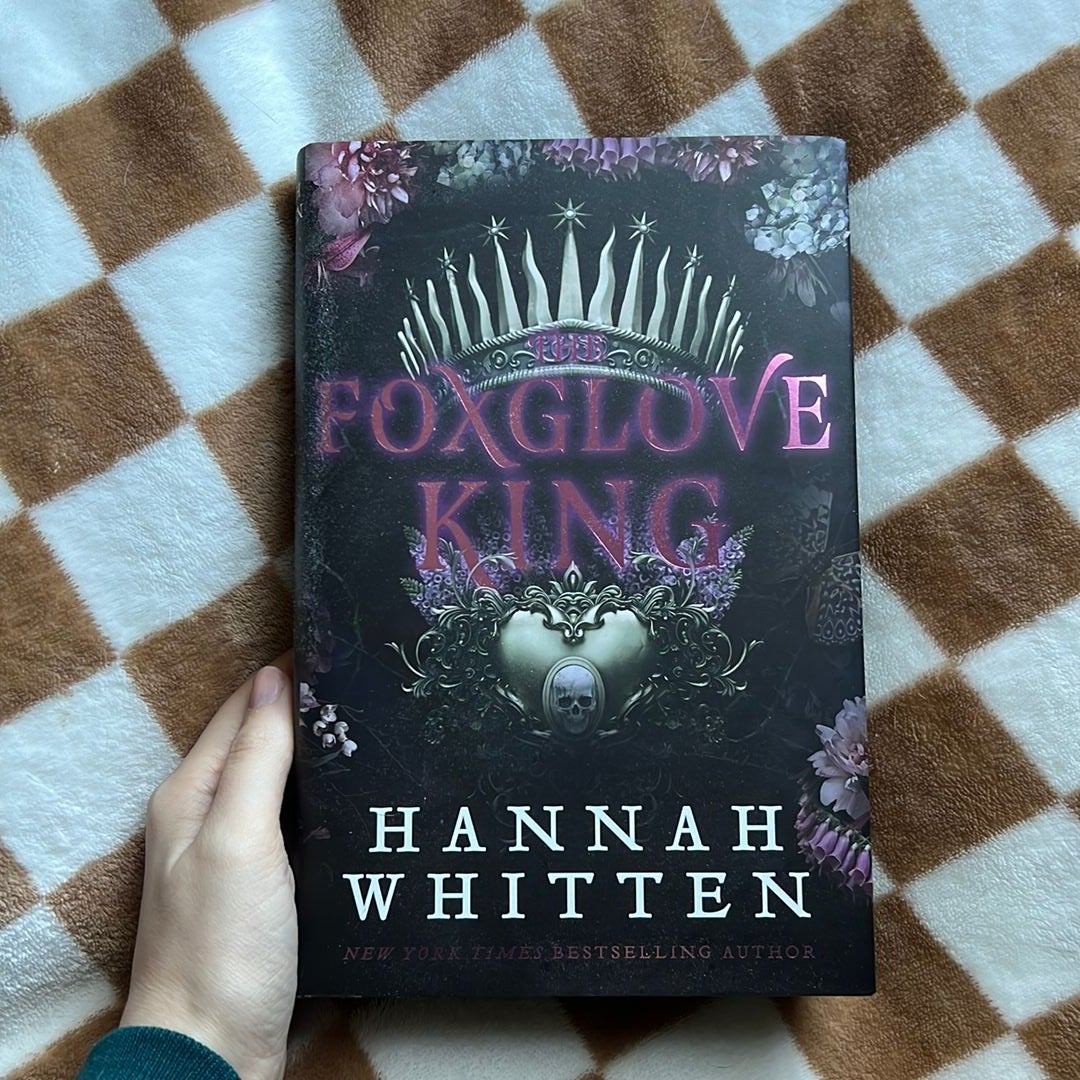 The Foxglove King by Hannah Whitten, Hardcover | Pangobooks