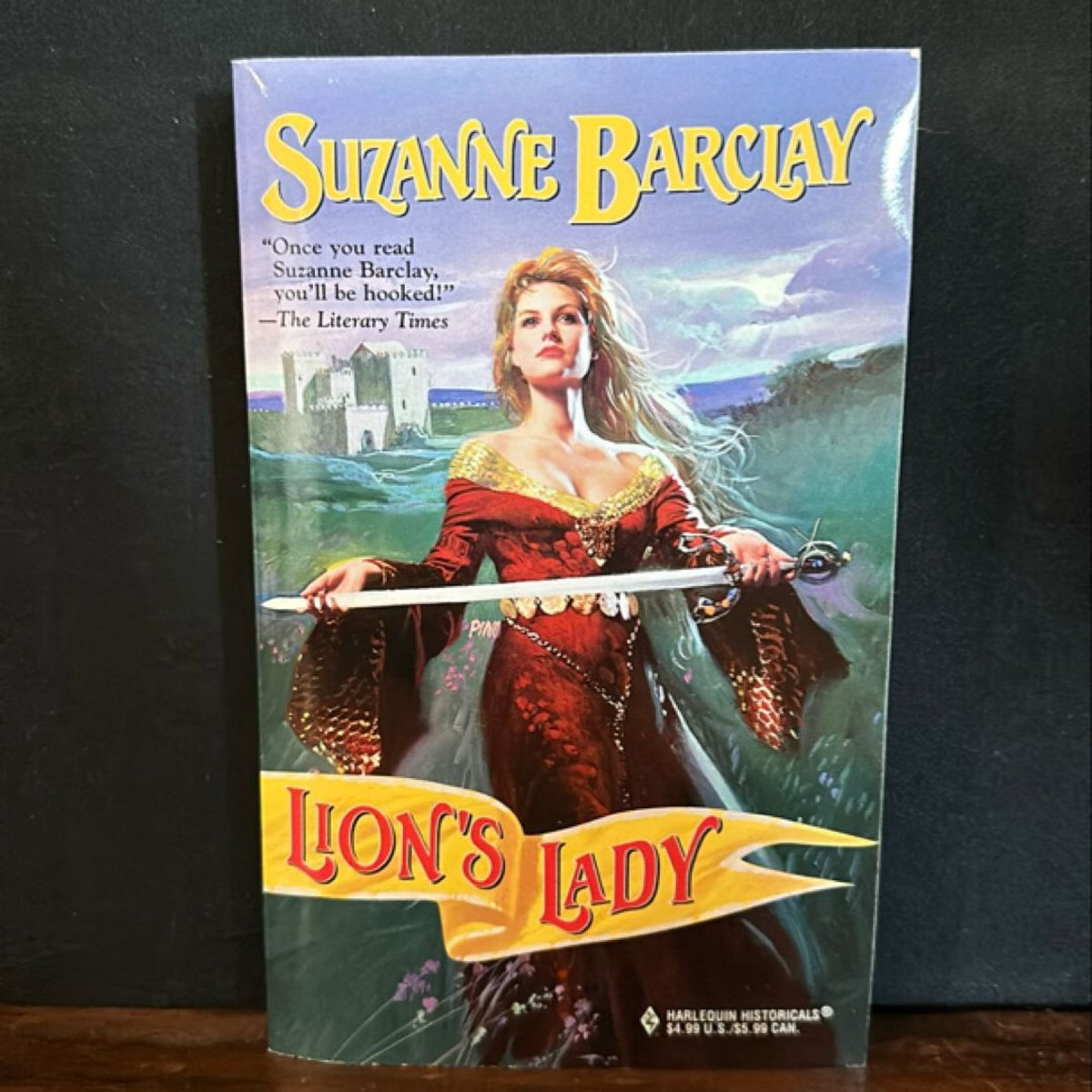 Lion's Lady by Suzanne Barclay