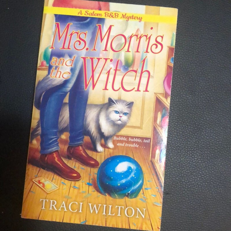 Mrs Morris and the Witch by Traci Wilton, Paperback | Pangobooks