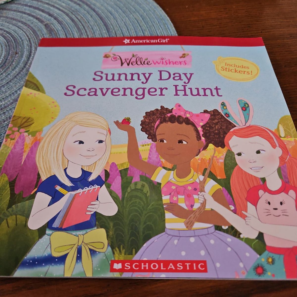Sunny Day Scavenger Hunt by Meredith Rusu