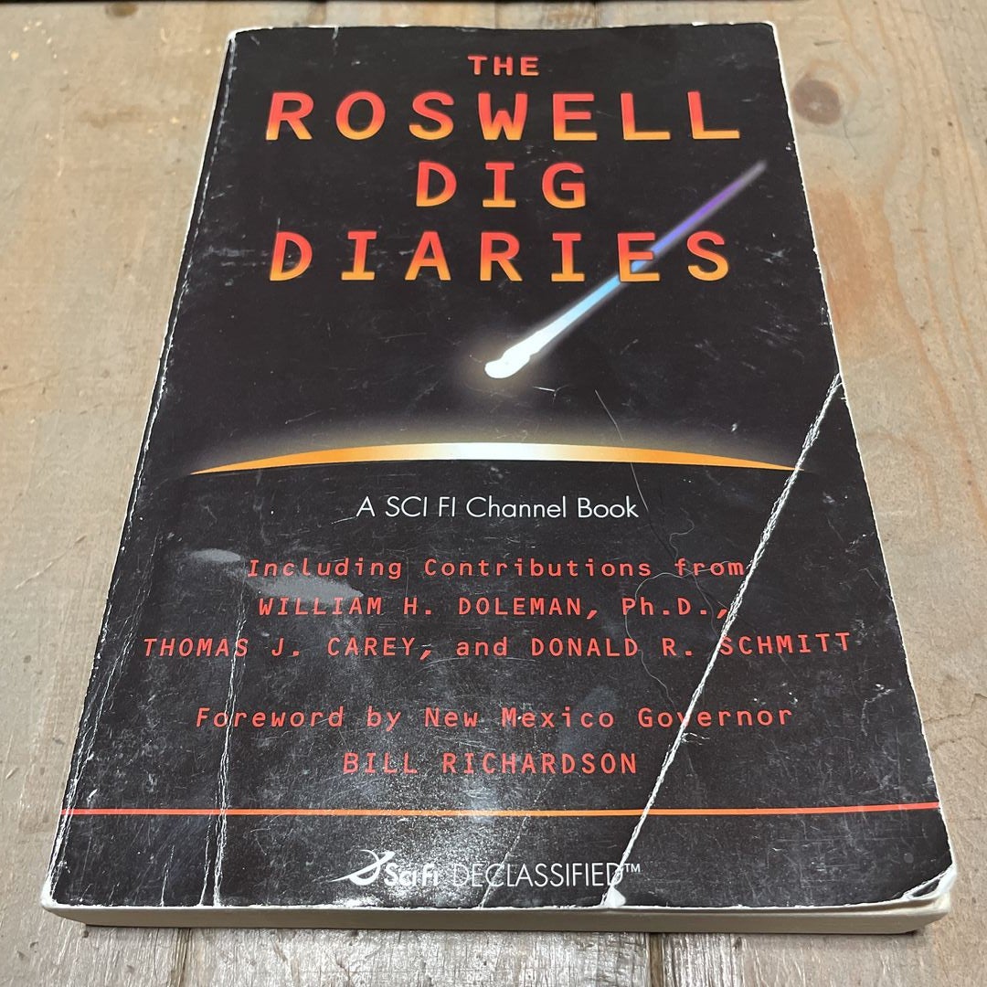 The Roswell Dig Diaries by Thomas J. Carey, Paperback | Pangobooks