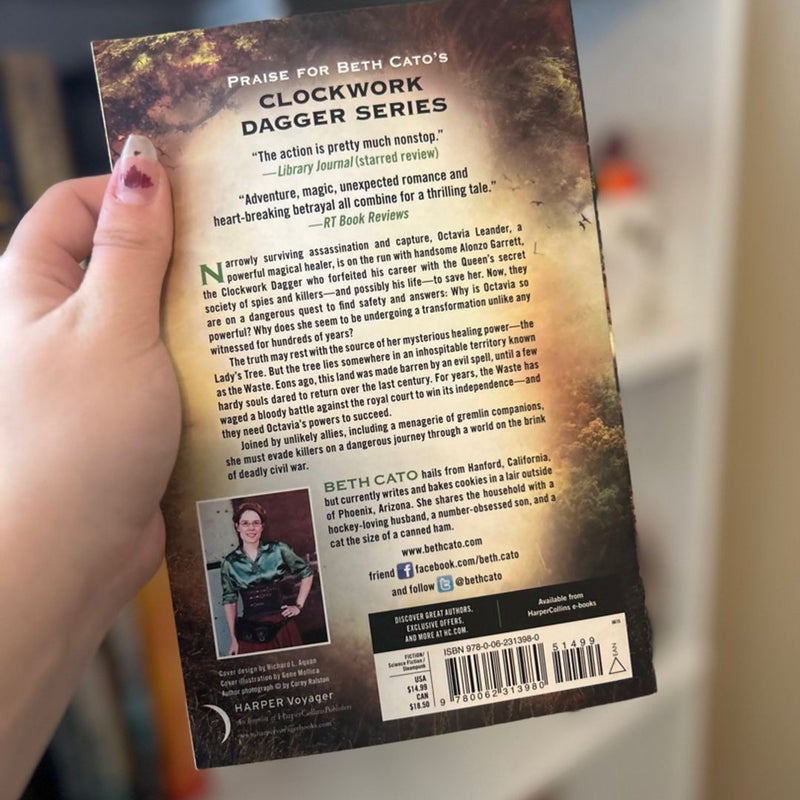 The Clockwork Crown by Beth Cato, Paperback | Pangobooks