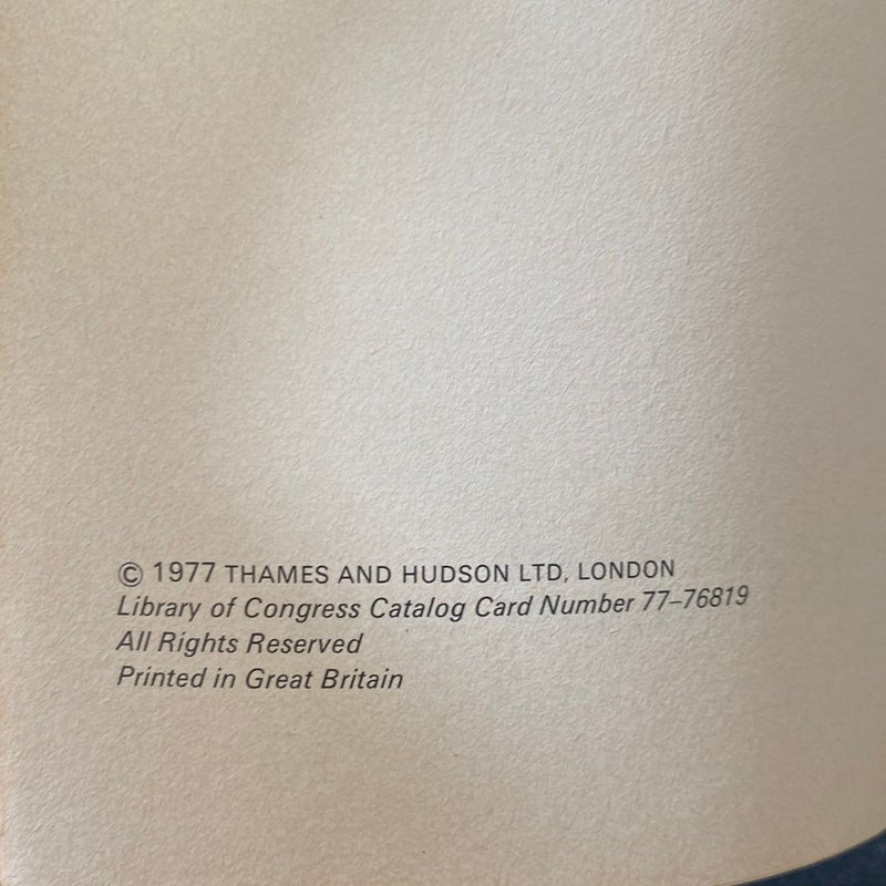 Futurism by Caroline Tisdall, Angelo Bozzola