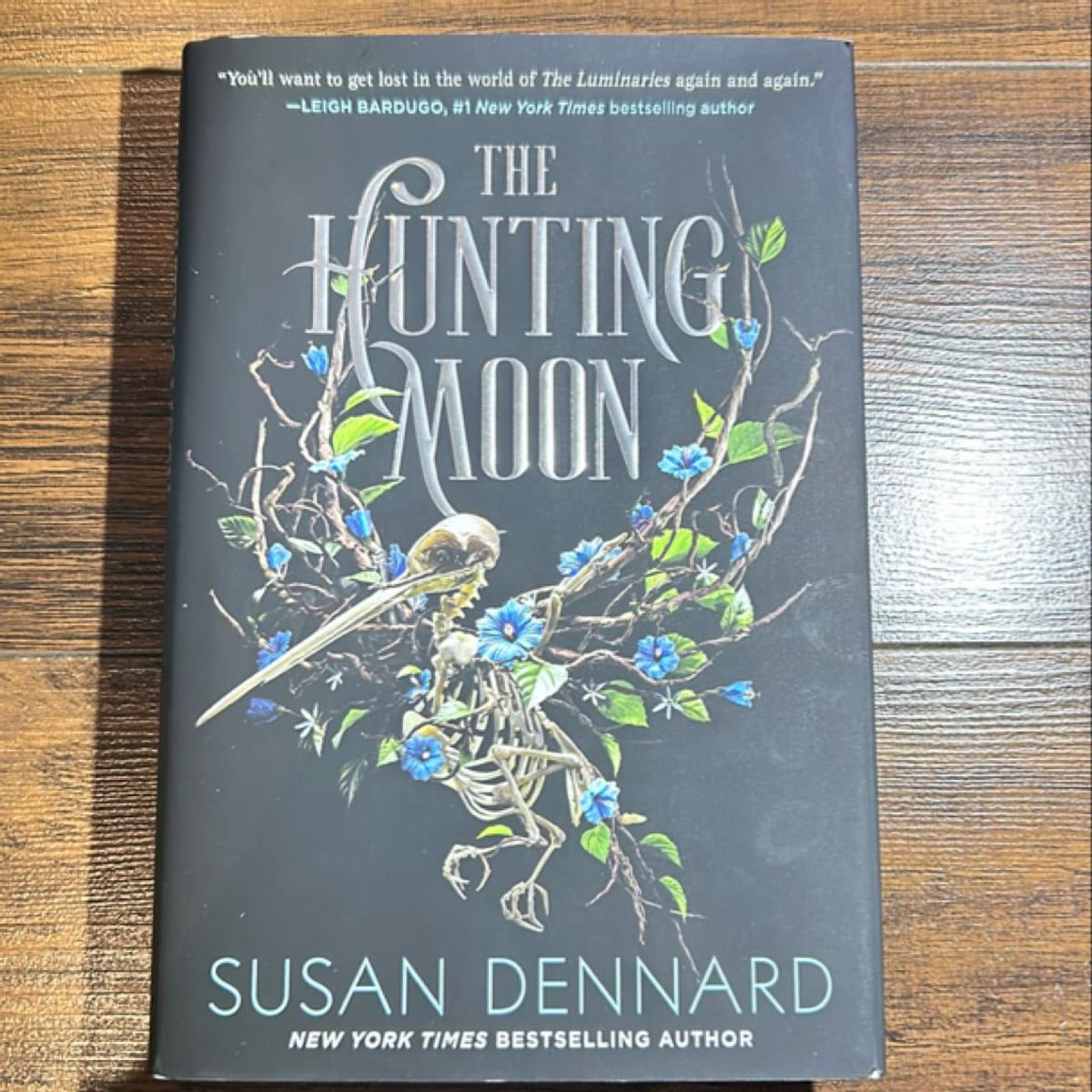 The Hunting Moon by Susan Dennard, Hardcover | Pangobooks