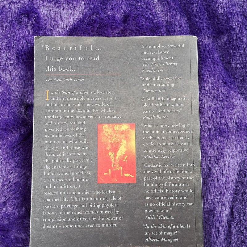 In the Skin of a Lion by Michael Ondaatje, Paperback | Pangobooks