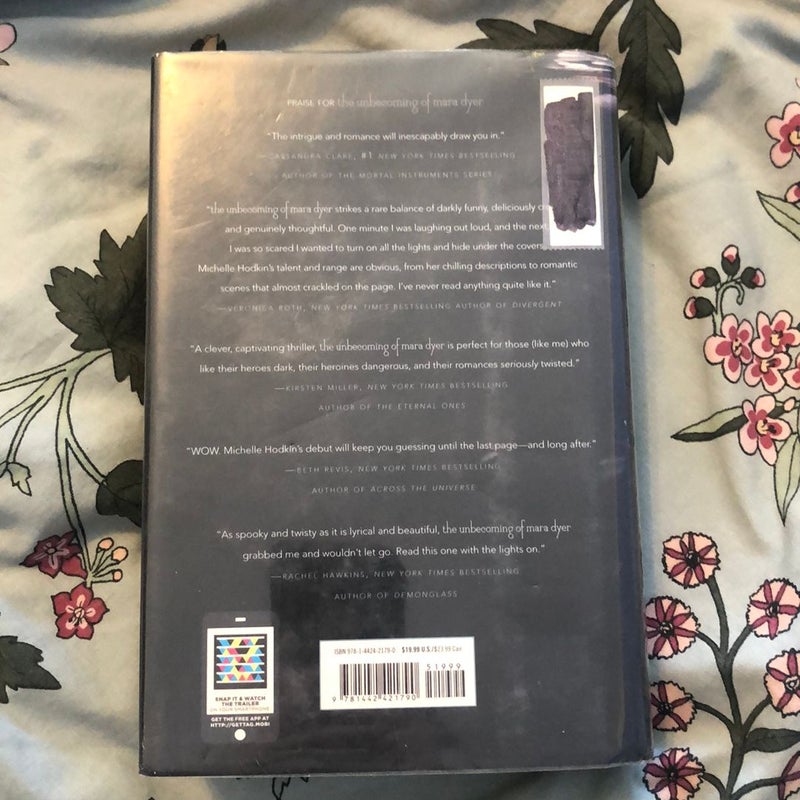 The Evolution of Mara Dyer by Michelle Hodkin