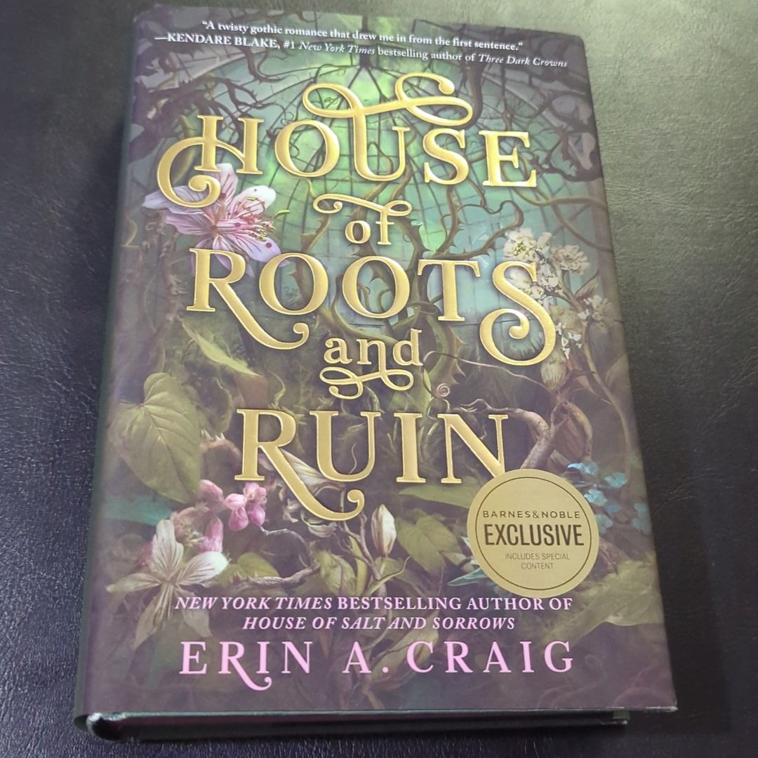 House of Roots and Ruin- Signed by Erin A Craig, Hardcover | Pangobooks