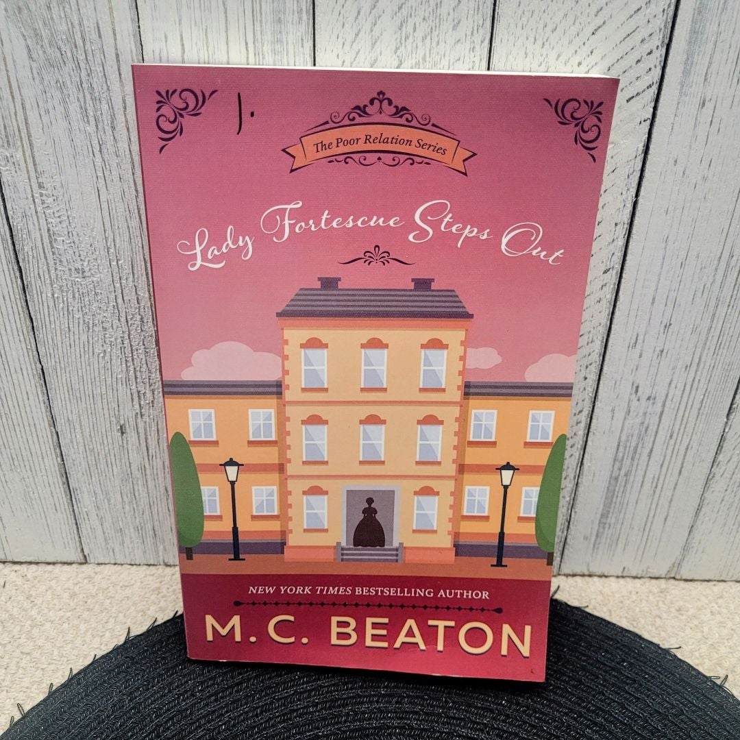 Lady Fortescue Steps Out by M. C. Beaton, Davina Porter