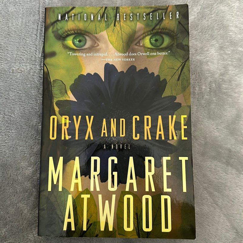 Oryx and Crake by Margaret Atwood, Paperback | Pangobooks