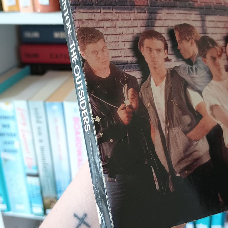 The Outsiders by S.E. Hinton , Paperback | Pangobooks
