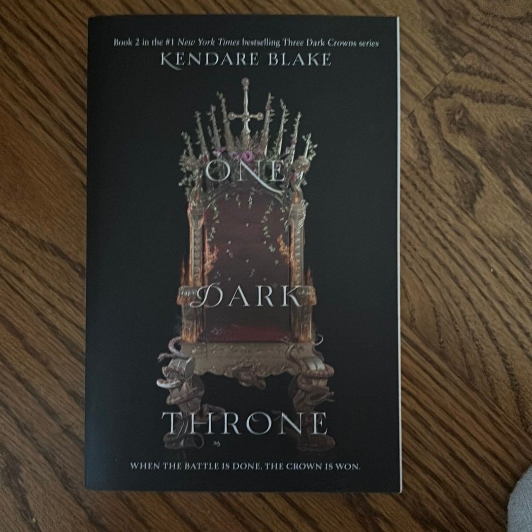 One Dark Throne by Kendare Blake, Paperback | Pangobooks