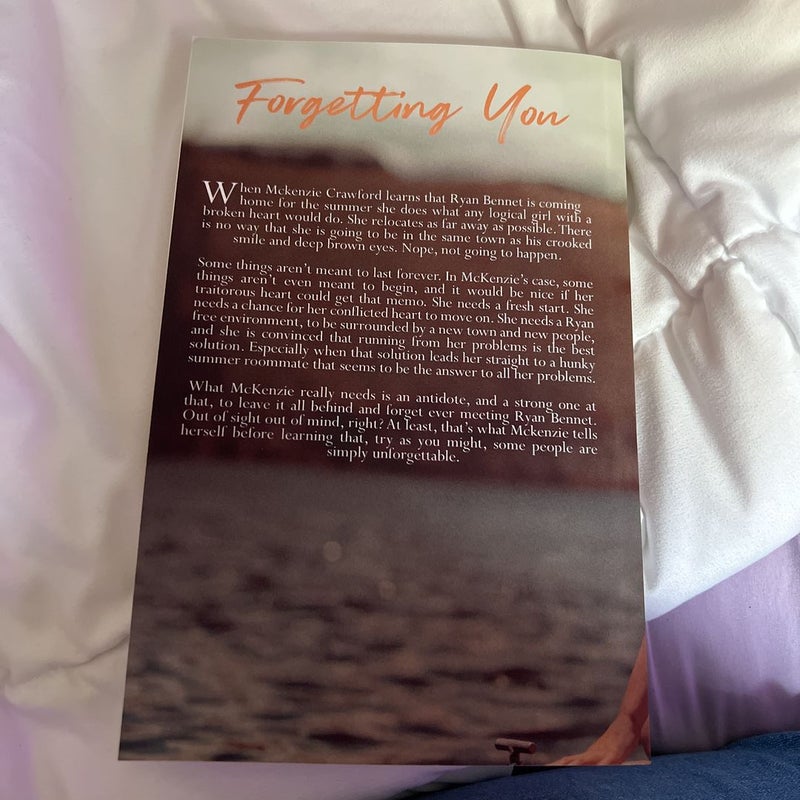 Forgetting You SIGNED by Brittany Wynne , Paperback | Pangobooks