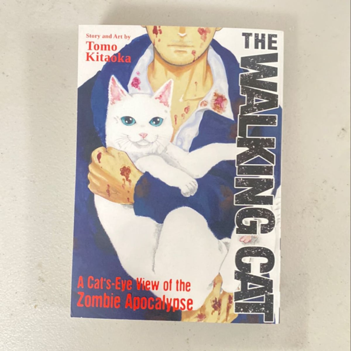 The Walking Cat: a Cat's-Eye-View of the Zombie Apocalypse (Omnibus Vol ...