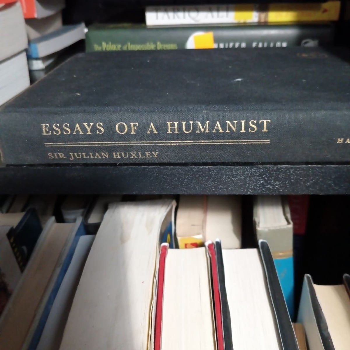 Essays of a humanist by Sir Julian Huxley, Hardcover | Pangobooks