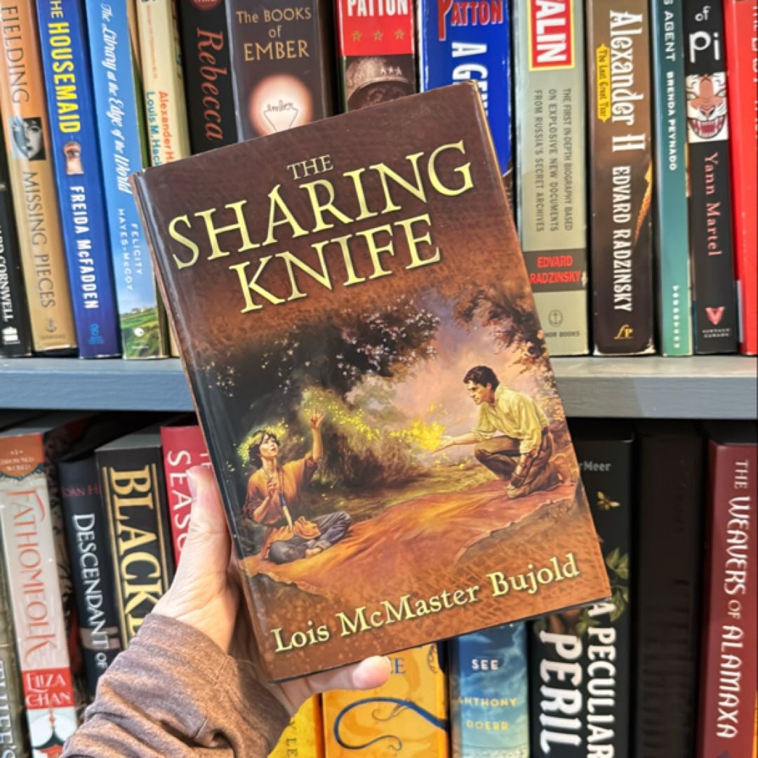 The Sharing Knife by Lois McMaster Bujold, Hardcover | Pangobooks