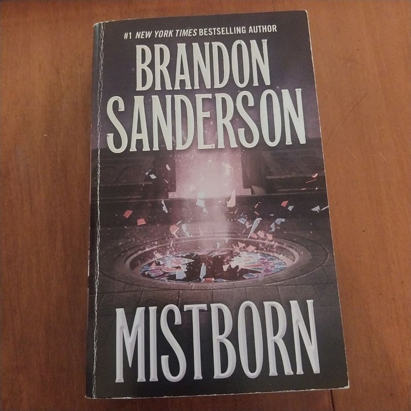 Mistborn by Brandon Sanderson, Paperback | Pangobooks