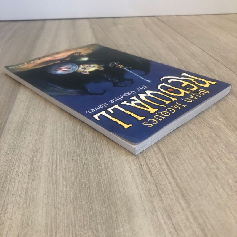 Redwall: the Graphic Novel by Brian Jacques, Paperback | Pangobooks