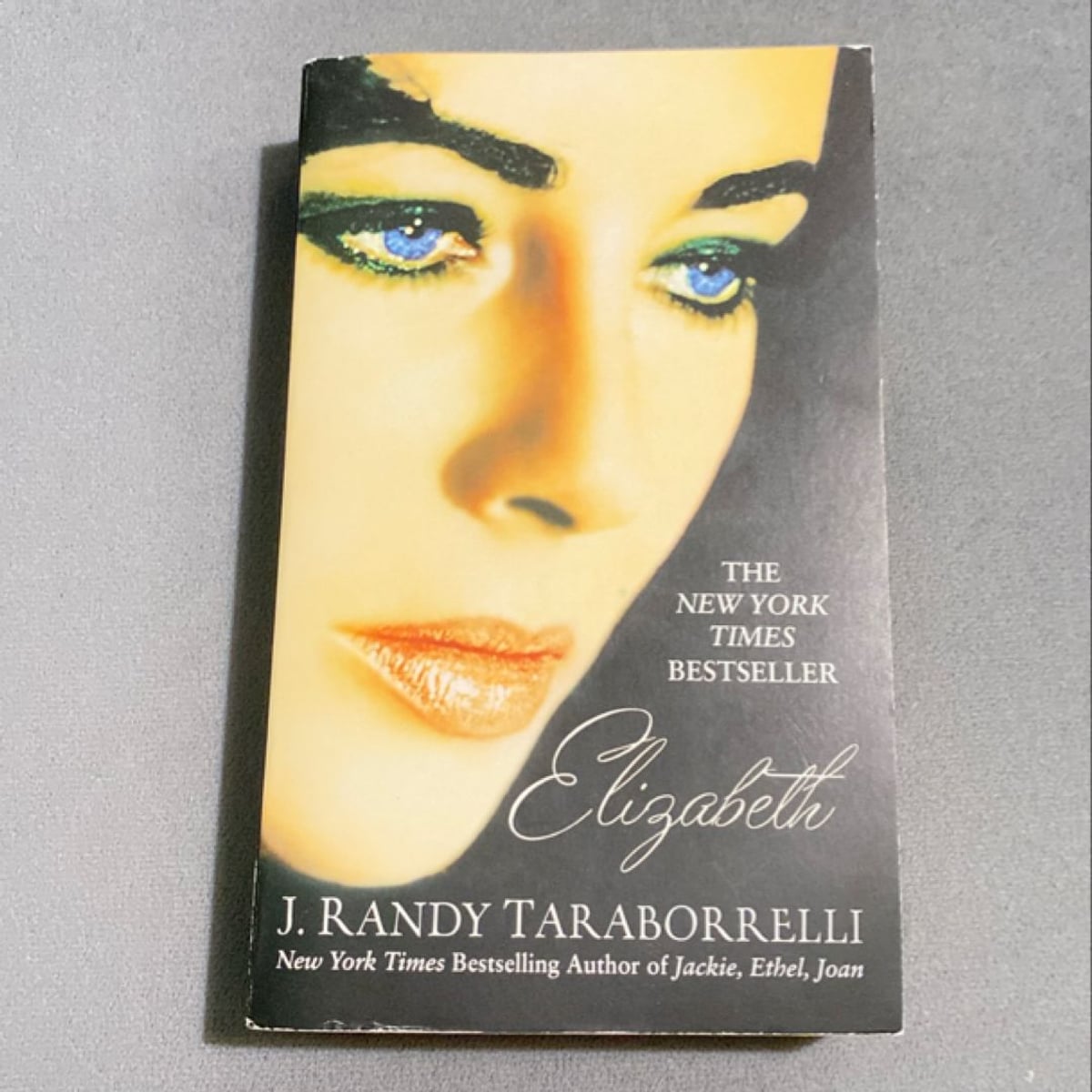 Elizabeth by J. Randy Taraborrelli