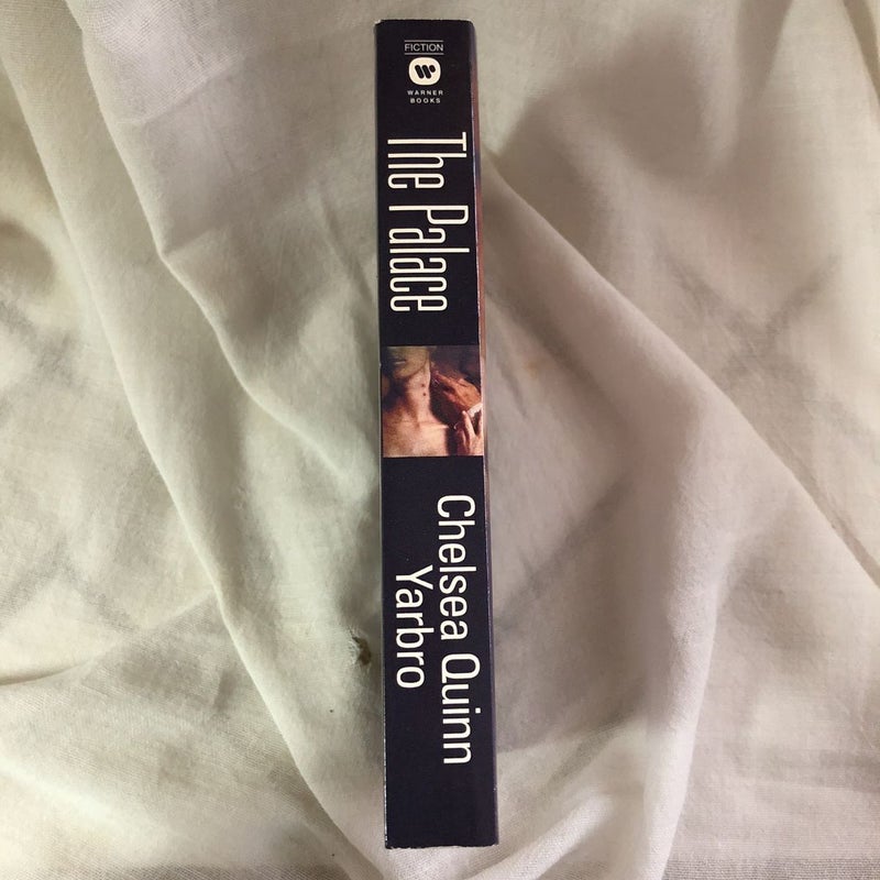 The Palace by Chelsea Quinn Yarbro, Paperback | Pangobooks