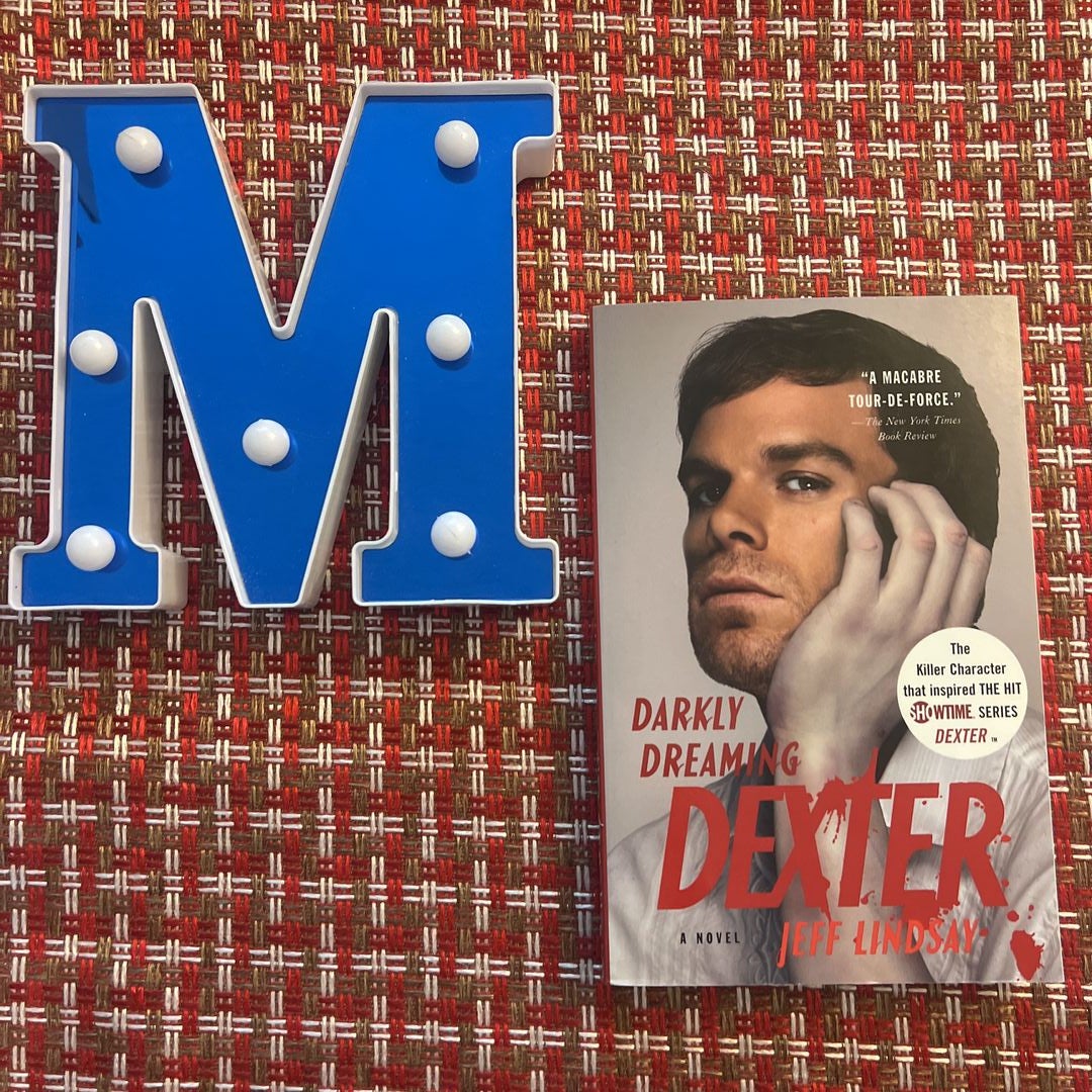 Darkly Dreaming Dexter by Jeff Lindsay