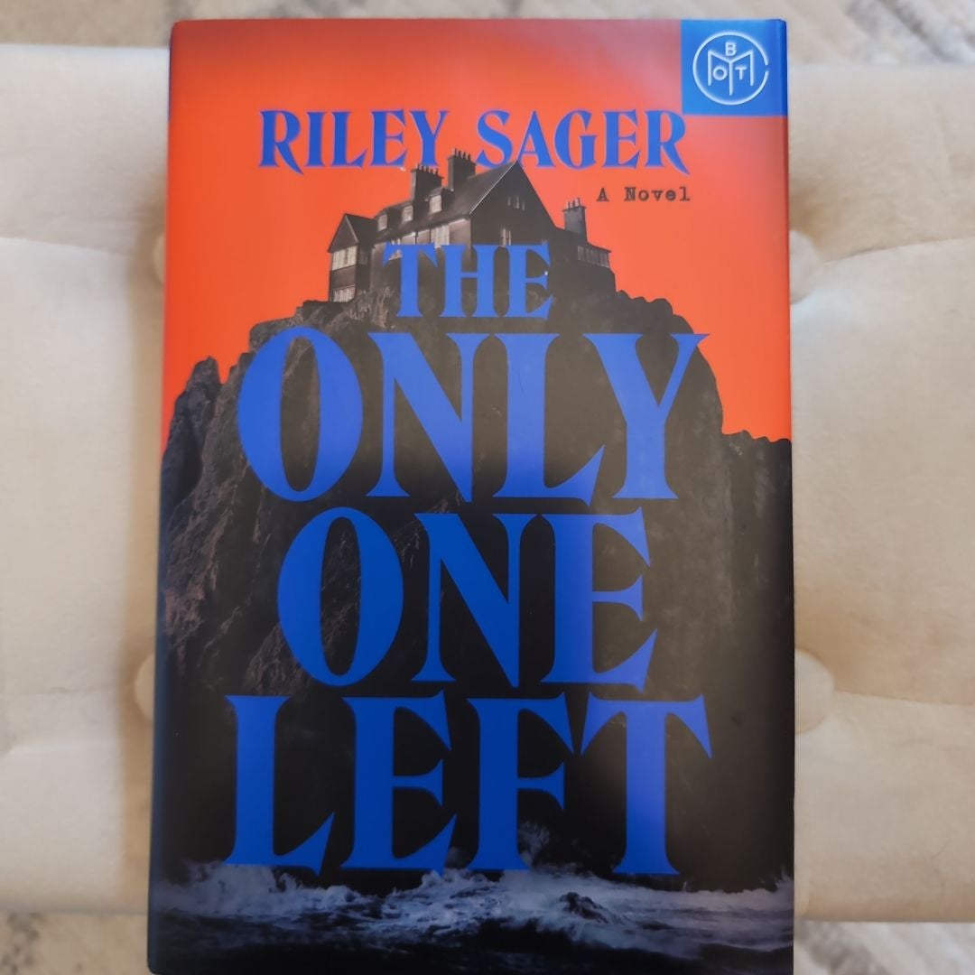 The Only One Left by Riley Sager, Hardcover | Pangobooks