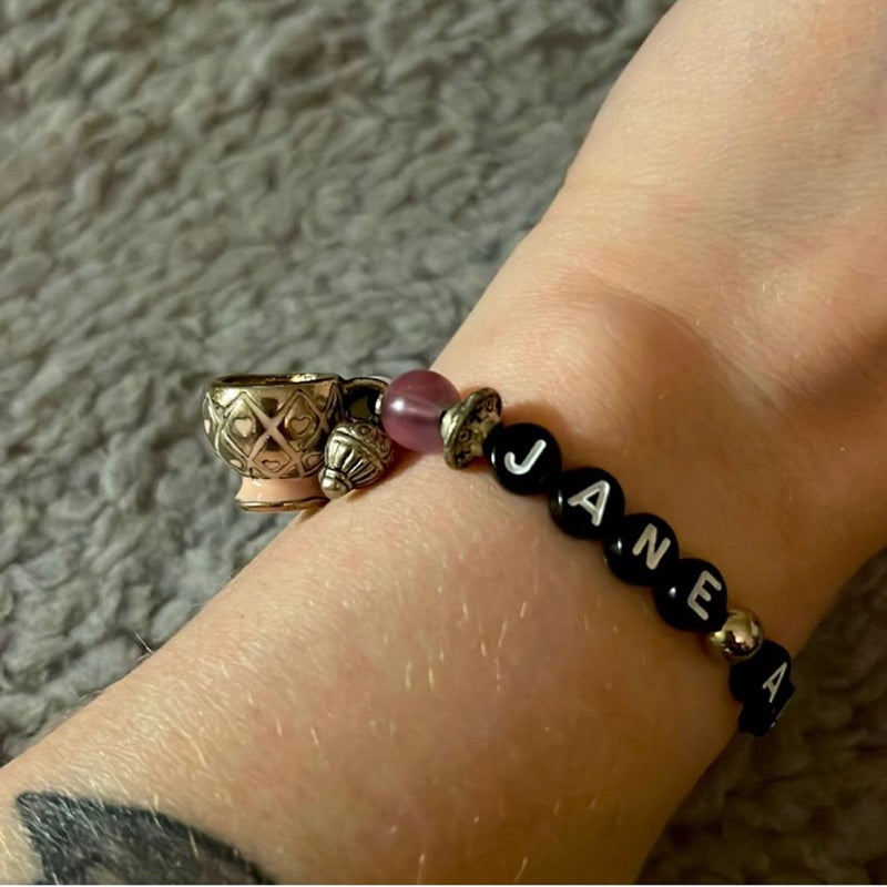 Jane Austen bracelet by Jane Austen , Paperback | Pangobooks