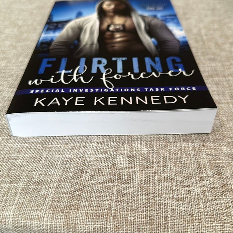 Flirting With Forever by Kate Kennedy , Paperback | Pangobooks