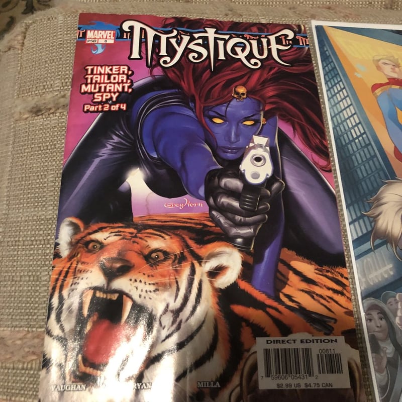 Set of 2 marvel comics by Marvel, Paperback | Pangobooks