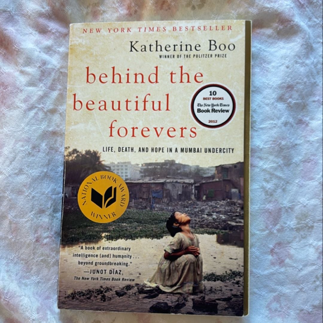 Behind the Beautiful Forevers by Katherine Boo, Paperback | Pangobooks