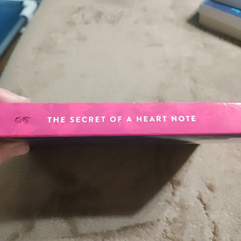 The Secret of a Heart Note by Stacey Lee