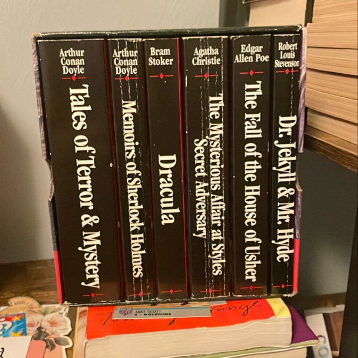 Mystery and Suspense Classics by Bram Stoker, Edgar Poe, Wayne ...