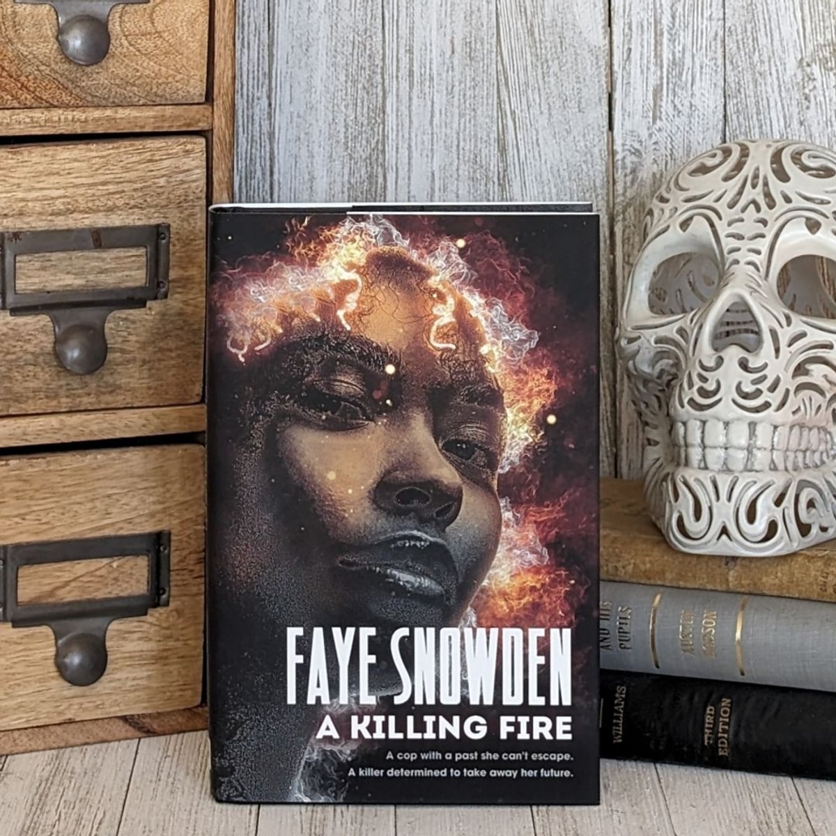 A Killing Fire by Faye Snowden, Hardcover | Pangobooks