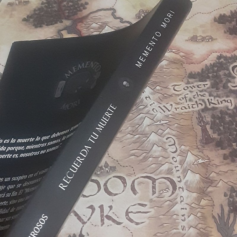 Memento Mori: Recuerda Tu Muerte by Humberto Montesinos
