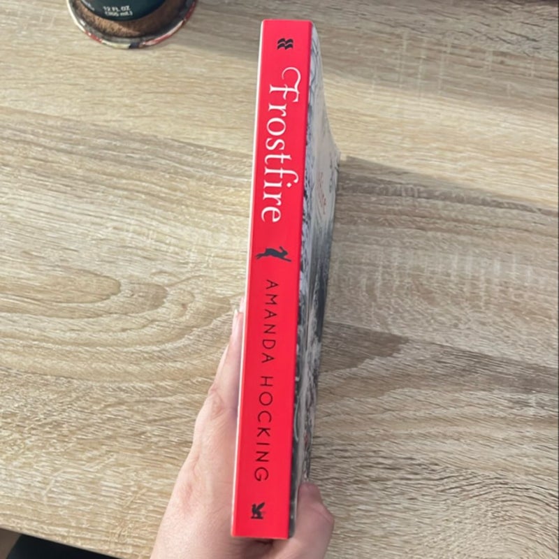 Frostfire by Amanda Hocking