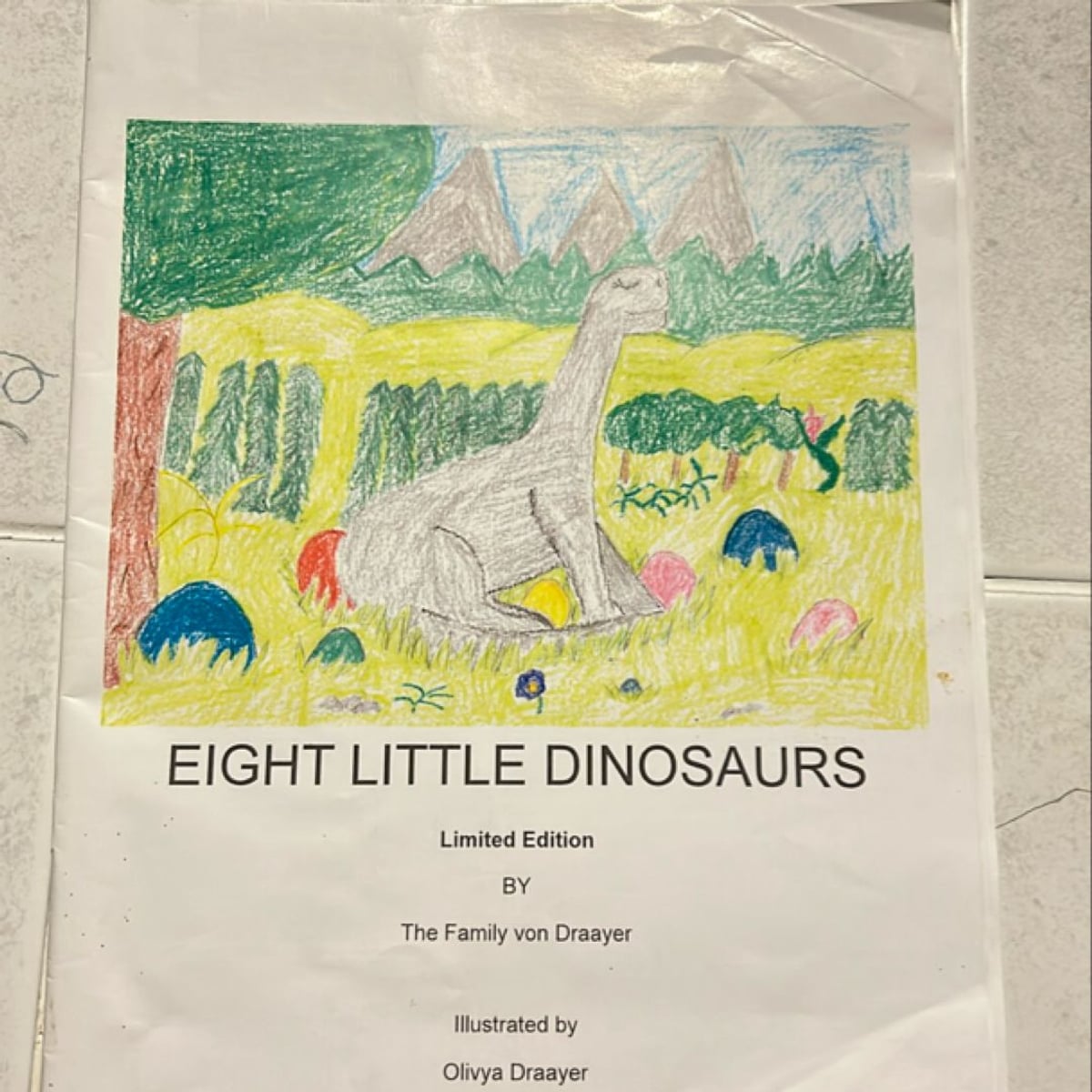 Eight Little Dinosaurs by Olivya Draayer
