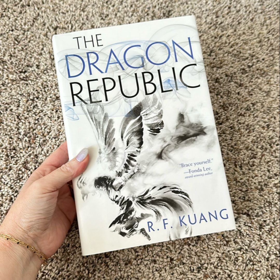 The Dragon Republic by R. F. Kuang, Hardcover | Pangobooks