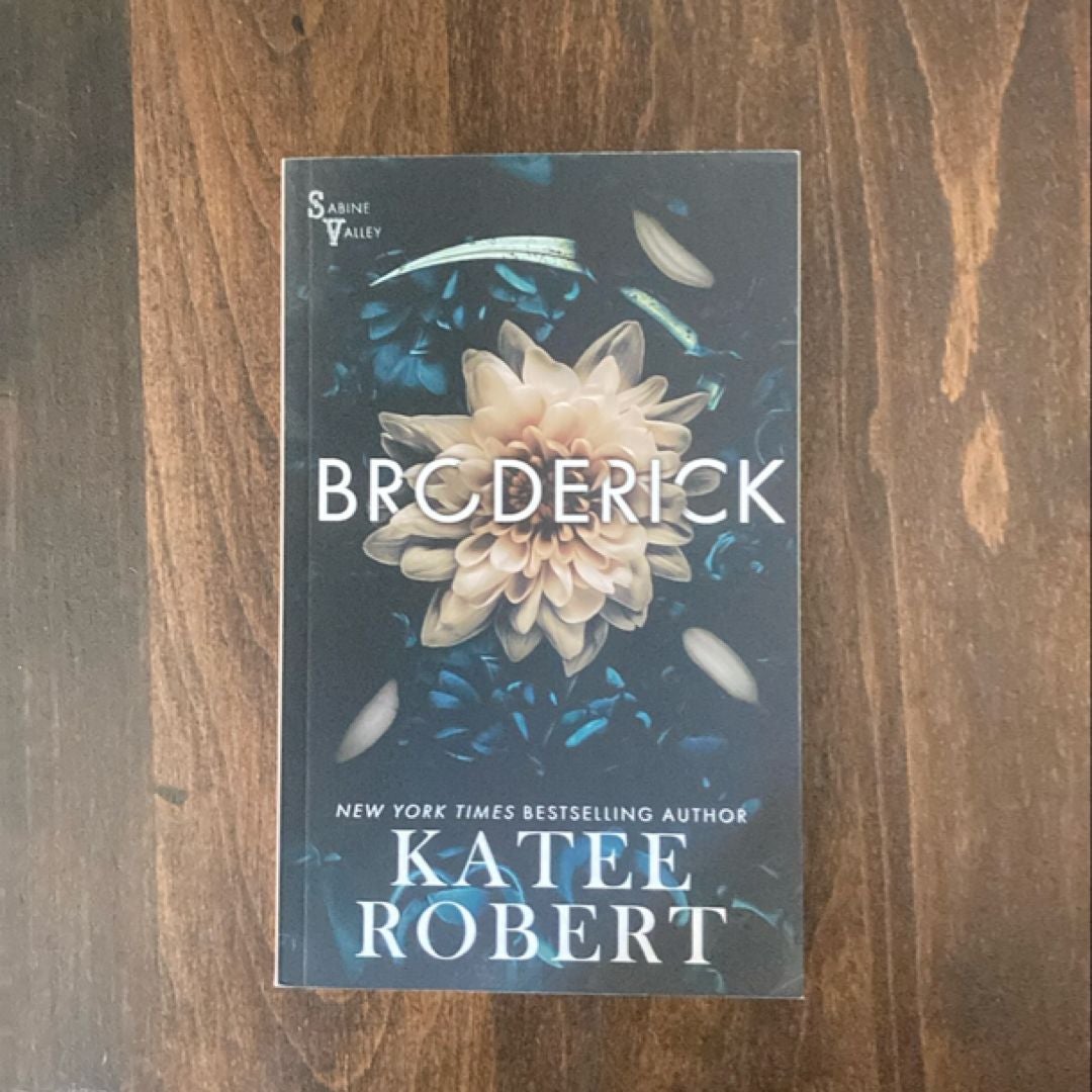 Broderick by Katee Robert, Paperback | Pangobooks