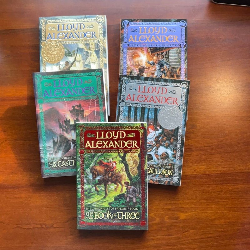 The Chronicles of Prydain Boxed Set by Lloyd Alexander