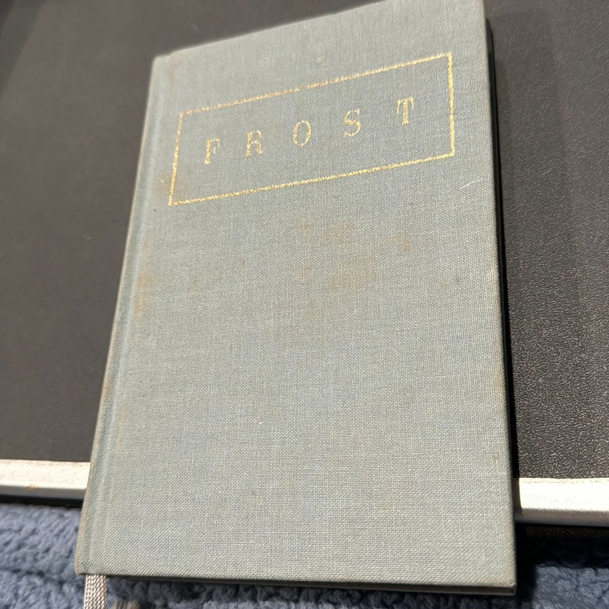 Frost: Poems by Robert Frost