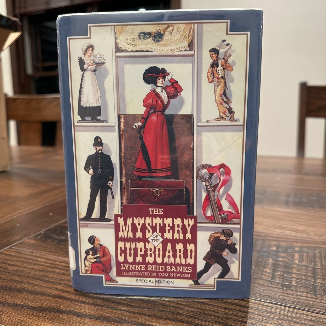 The Mystery of the Cupboard by Lynne Reid Banks, Hardcover | Pangobooks