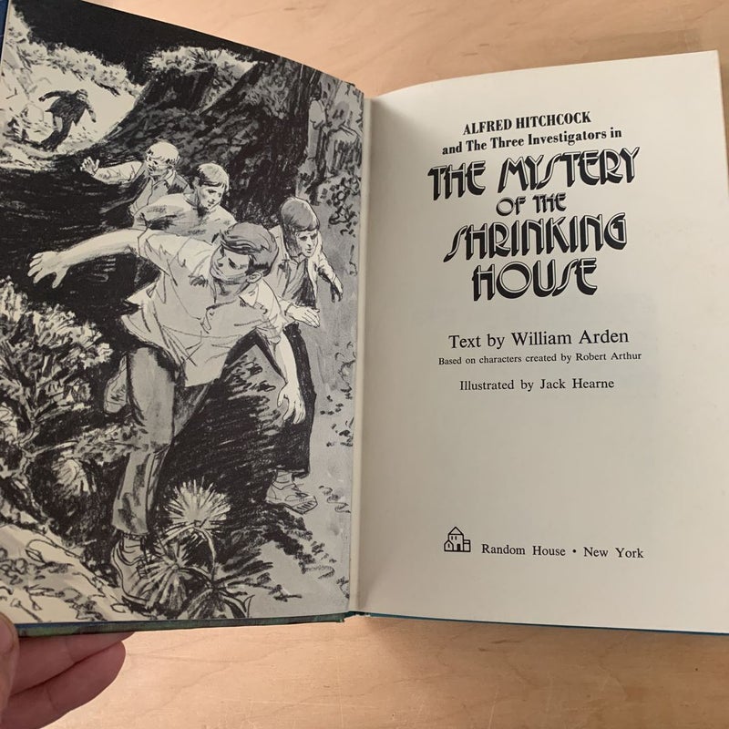 The Mystery of the Shrinking House by William Arden, Hardcover | Pangobooks