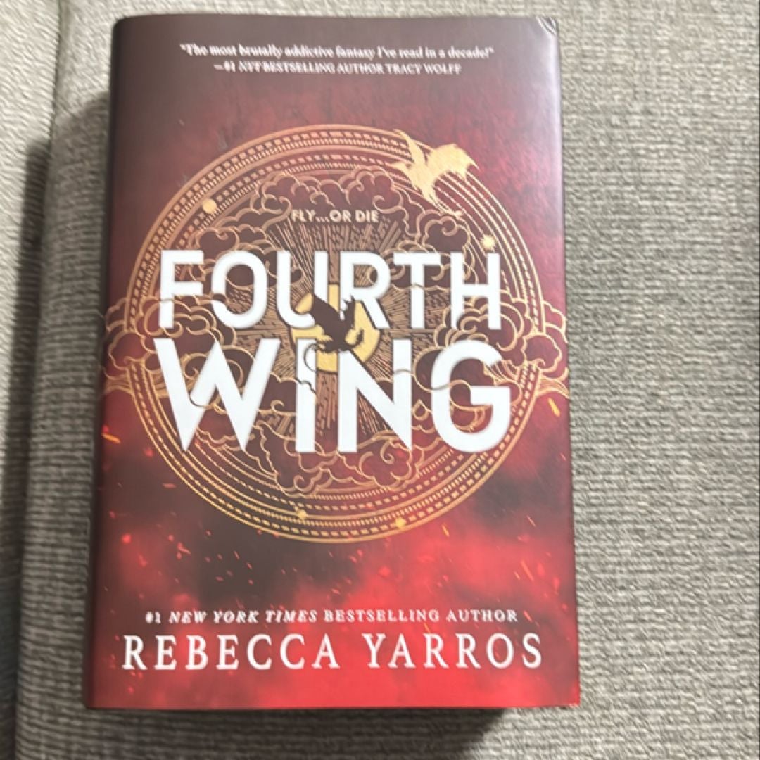Fourth Wing by Rebecca Yarros, Hardcover | Pangobooks
